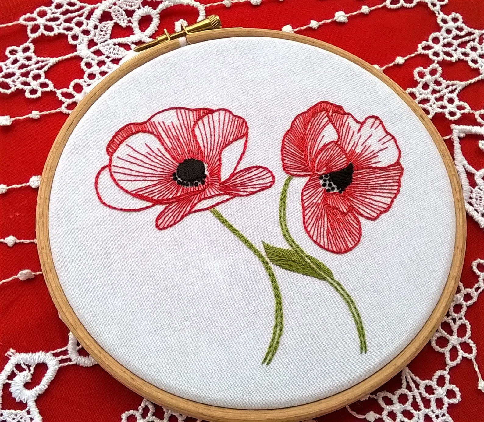 Poppy Embroidery - Hand Embroidery Kit Pattern - Embroidery Hoop Art ...
