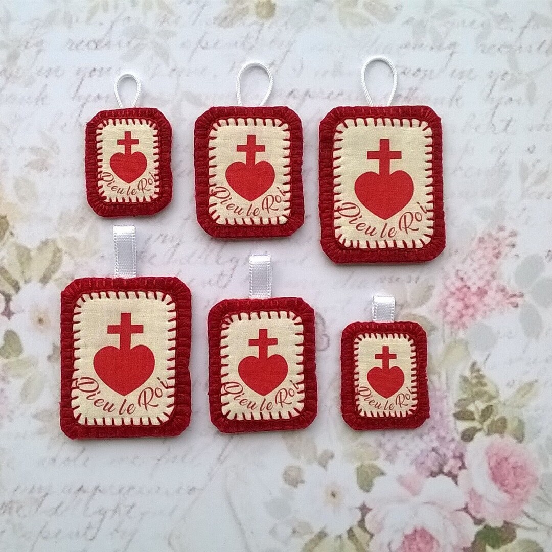 Medallion "dieu LE Roi" - Vendée's Heart - Christian Pendant ...