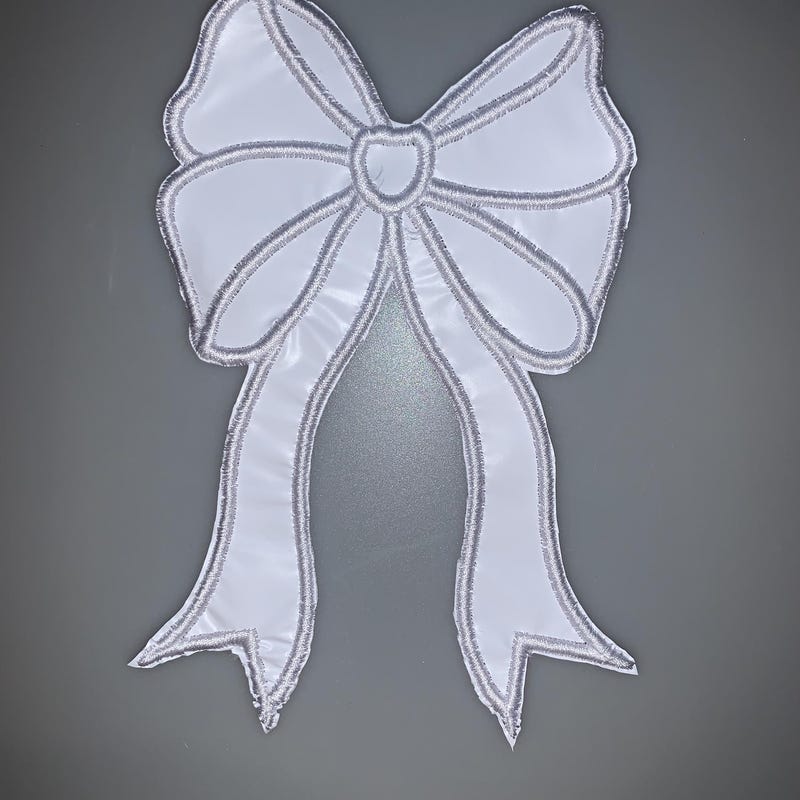 GenaesBowsAndThings - Etsy