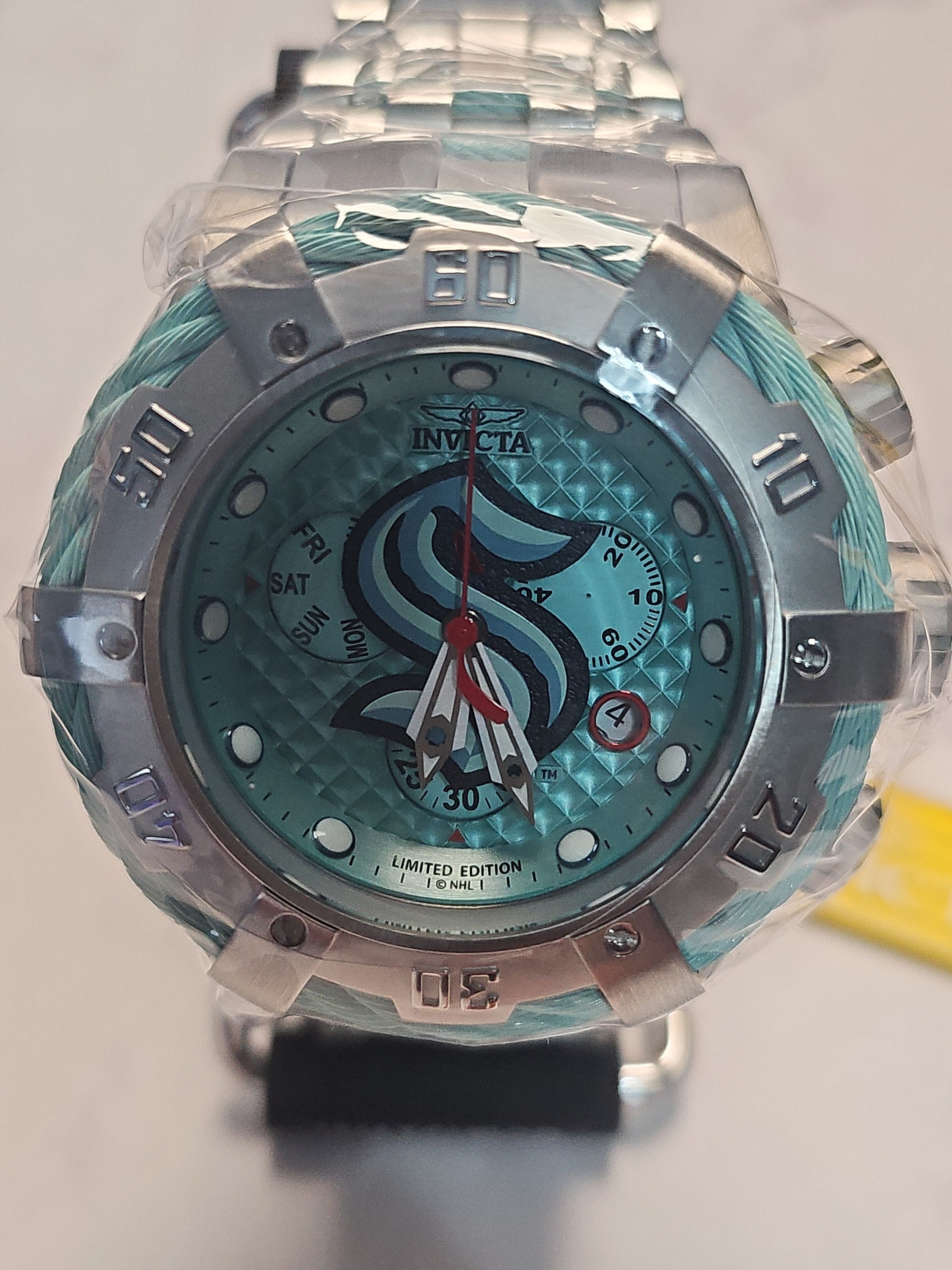 Invicta Grand Bolt 53mm SEATTLE KRAKEN NHL Men's Quartz Watch 42019 - Etsy