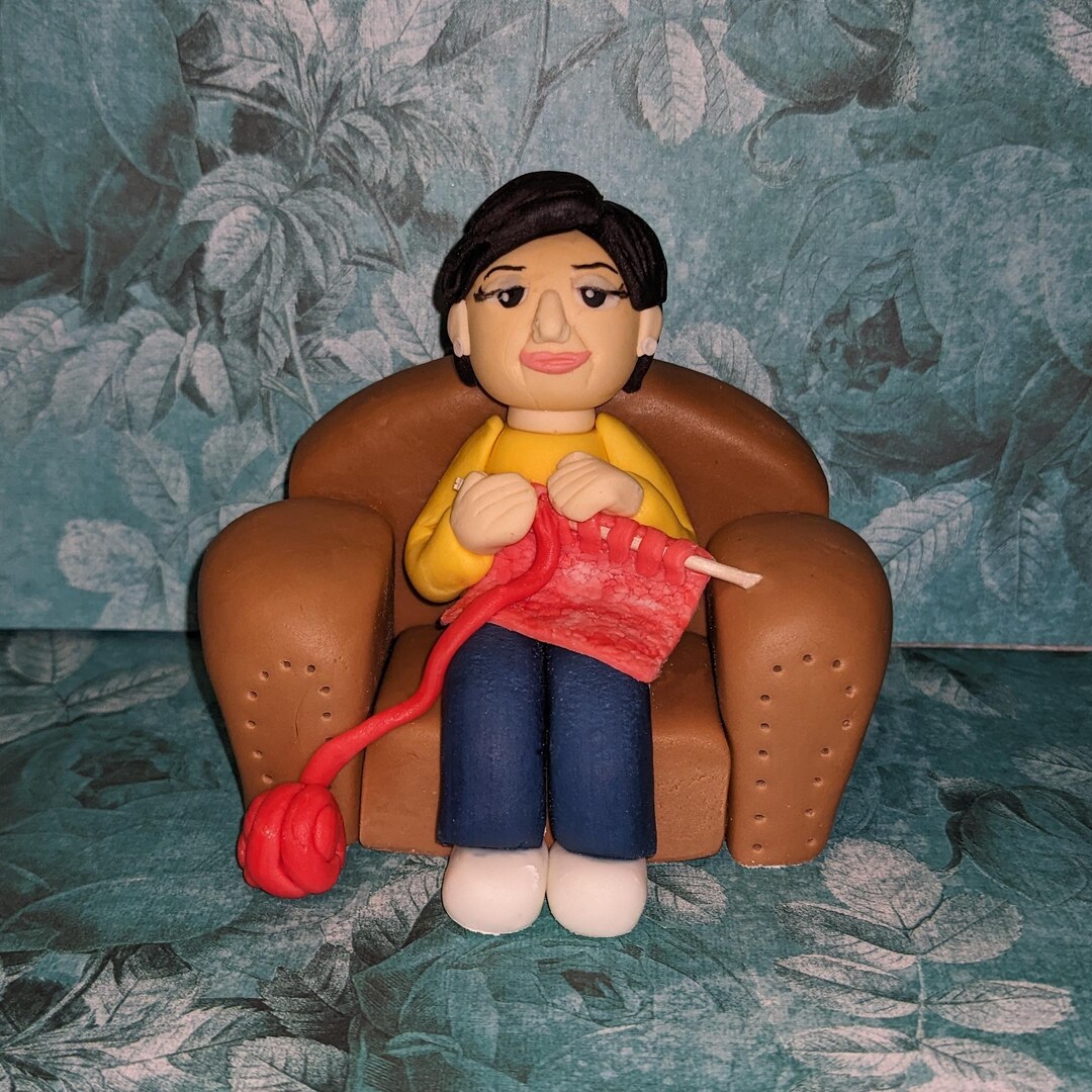 Knitting Grandma Fondant Cake Topper - Etsy