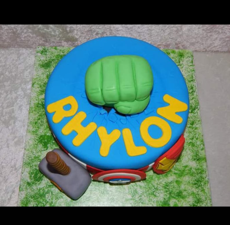 Avengers Inspired Superhero Fondant Cake Topper Set Hulk Iron Man Thor ...