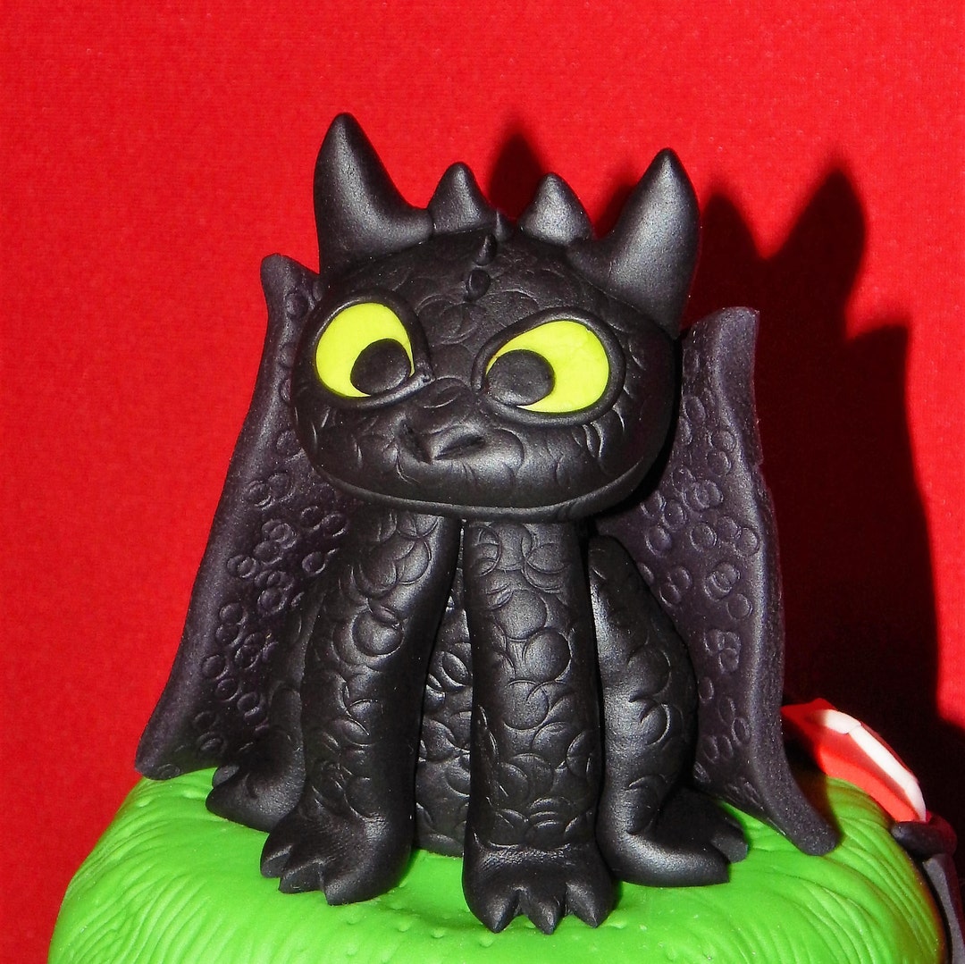 Toothless Inspired How to Train Your Dragon Fondant Cake Topper - Etsy
