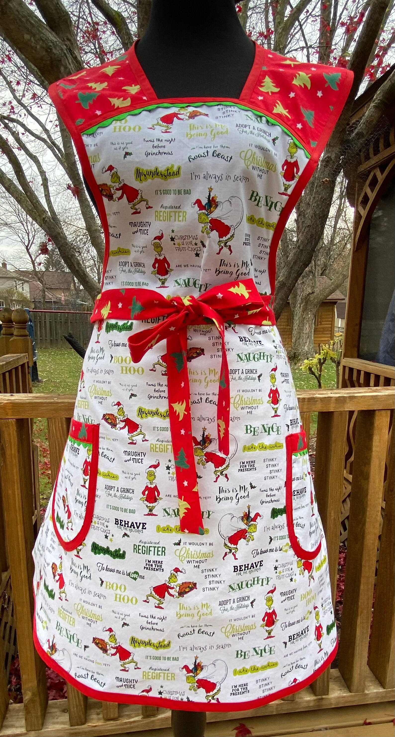 Grinch Christmas Apron Grinch Apron How the Grinch Stole | Etsy