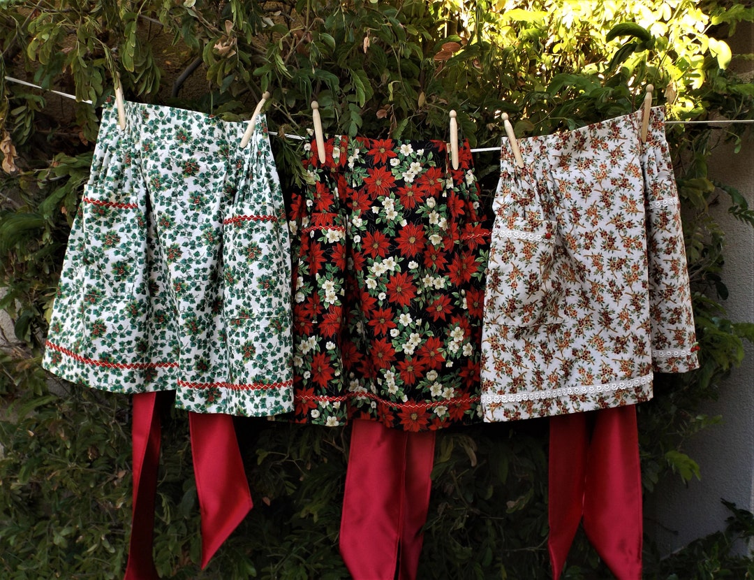 Christmas Aprons, Womens Holiday Waist Aprons, Big Pocket, Big Bow ...