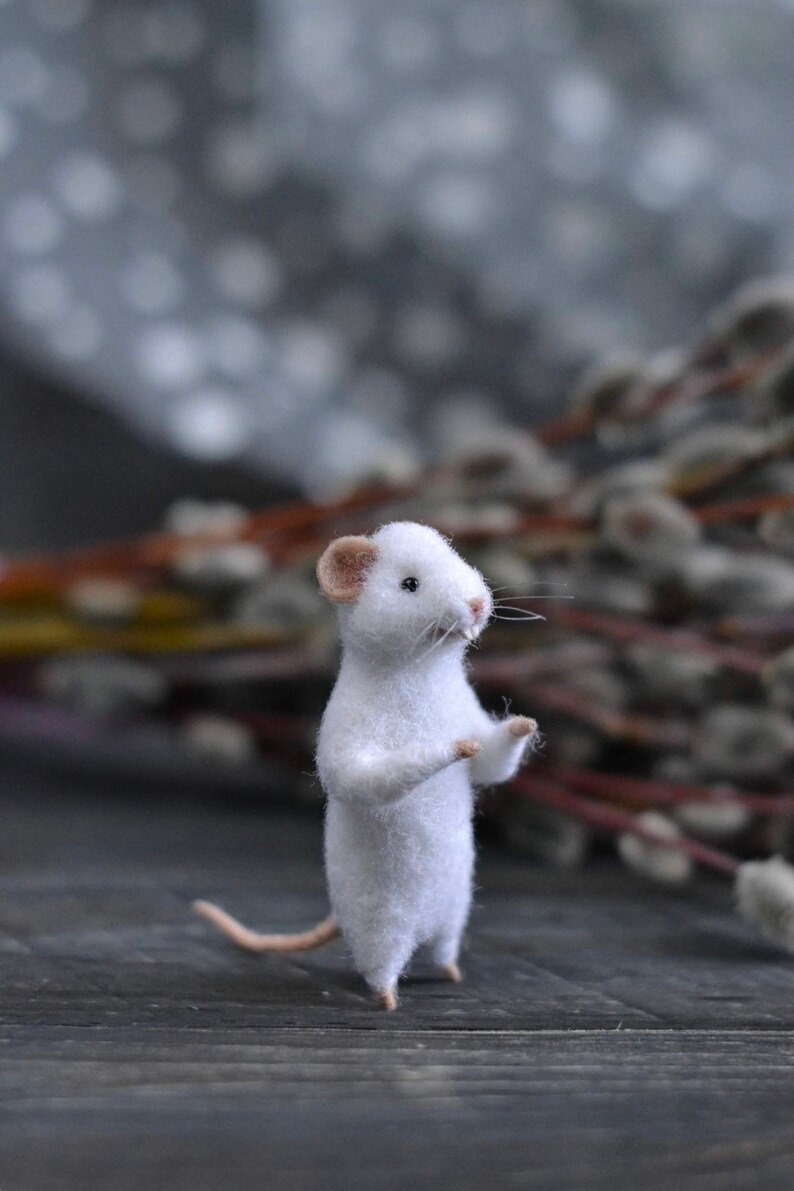 Felted Tiny Mouse Dollhouse Miniature White Mouse Figurine | Etsy
