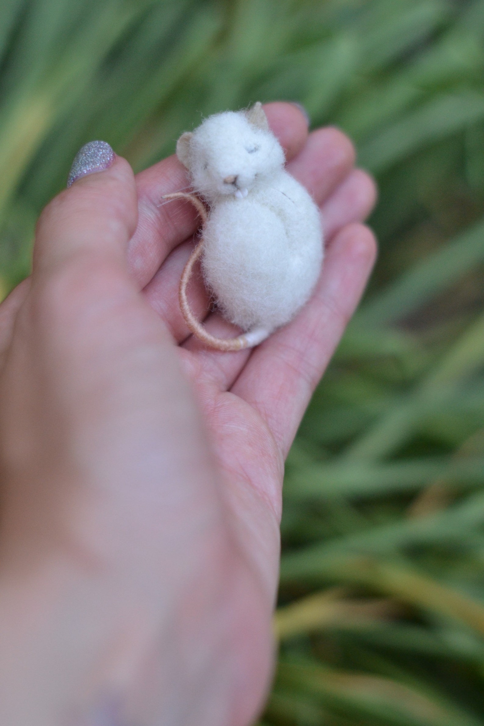 Needle Felted Sleeping Mouse MADE TO ORDER Cute Tiny Napping - Etsy