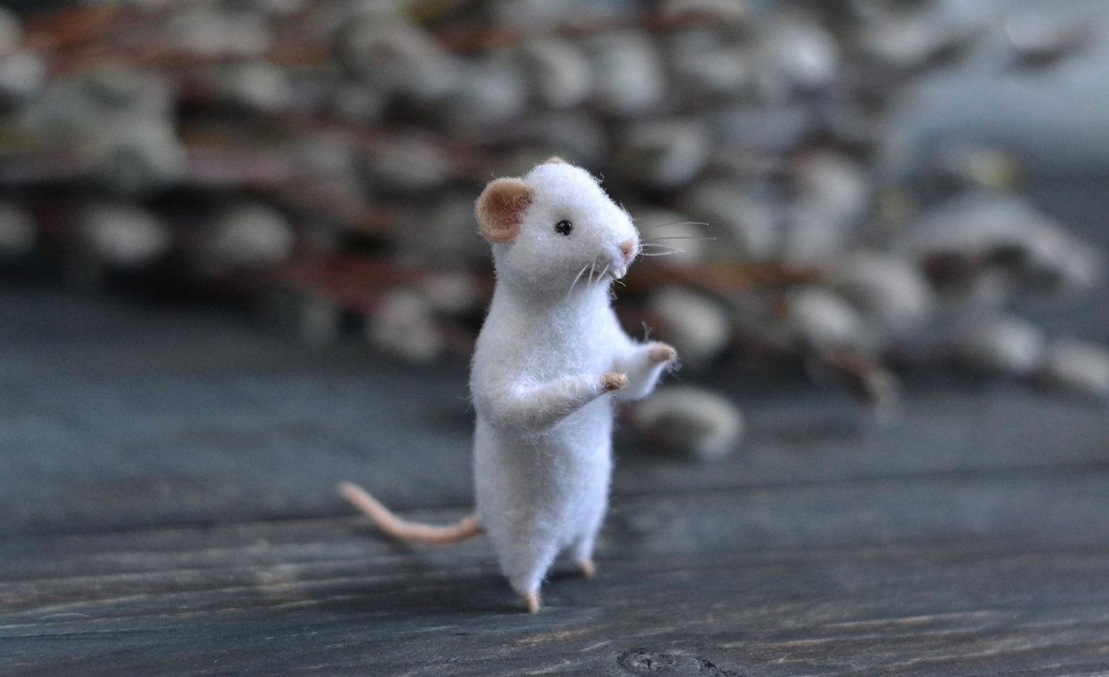 Felted Tiny Mouse Dollhouse Miniature White Mouse Figurine | Etsy