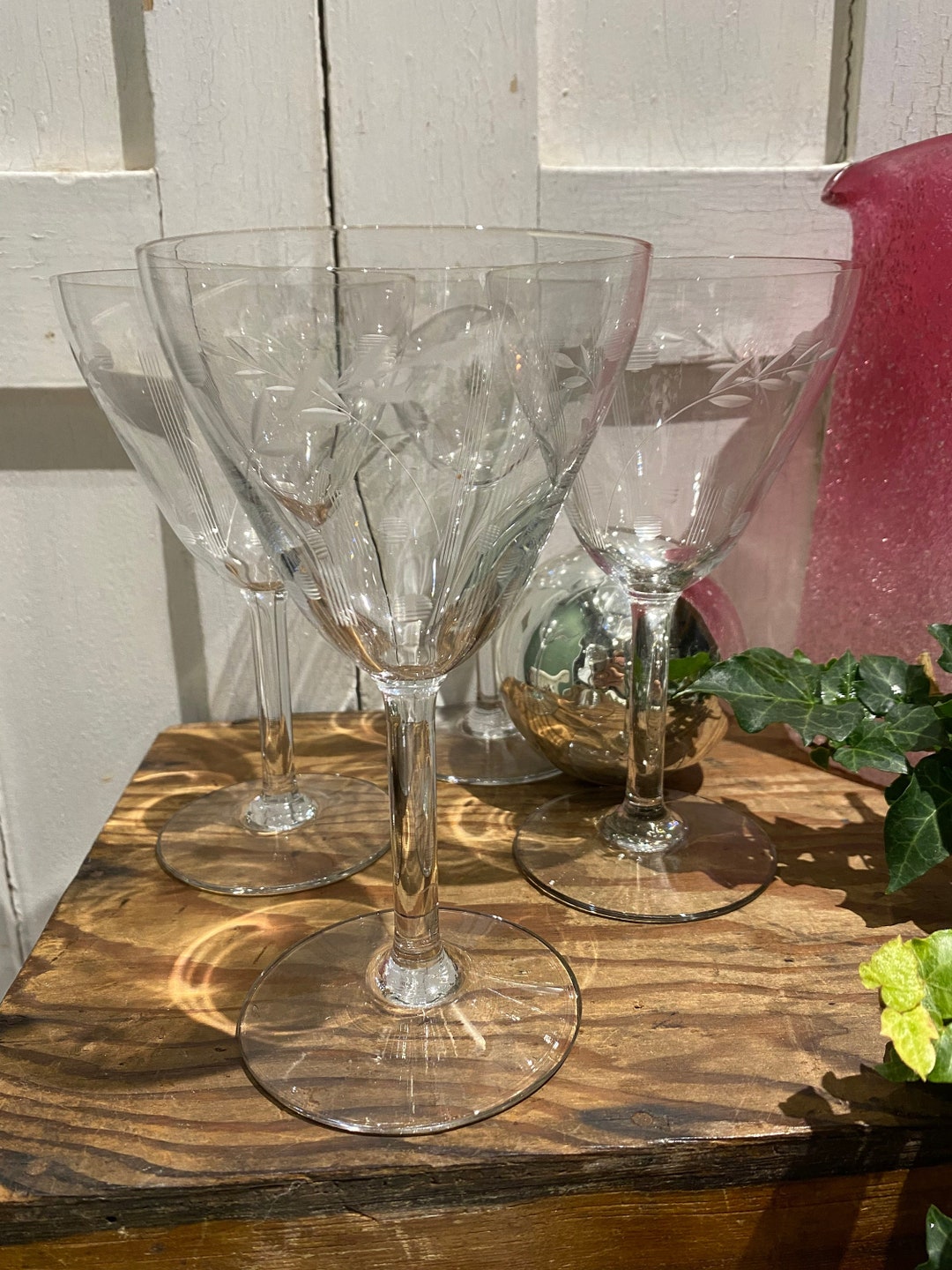 Vintage French Wine Glasses Set Of Four Art Deco Engraving Etsy Uk