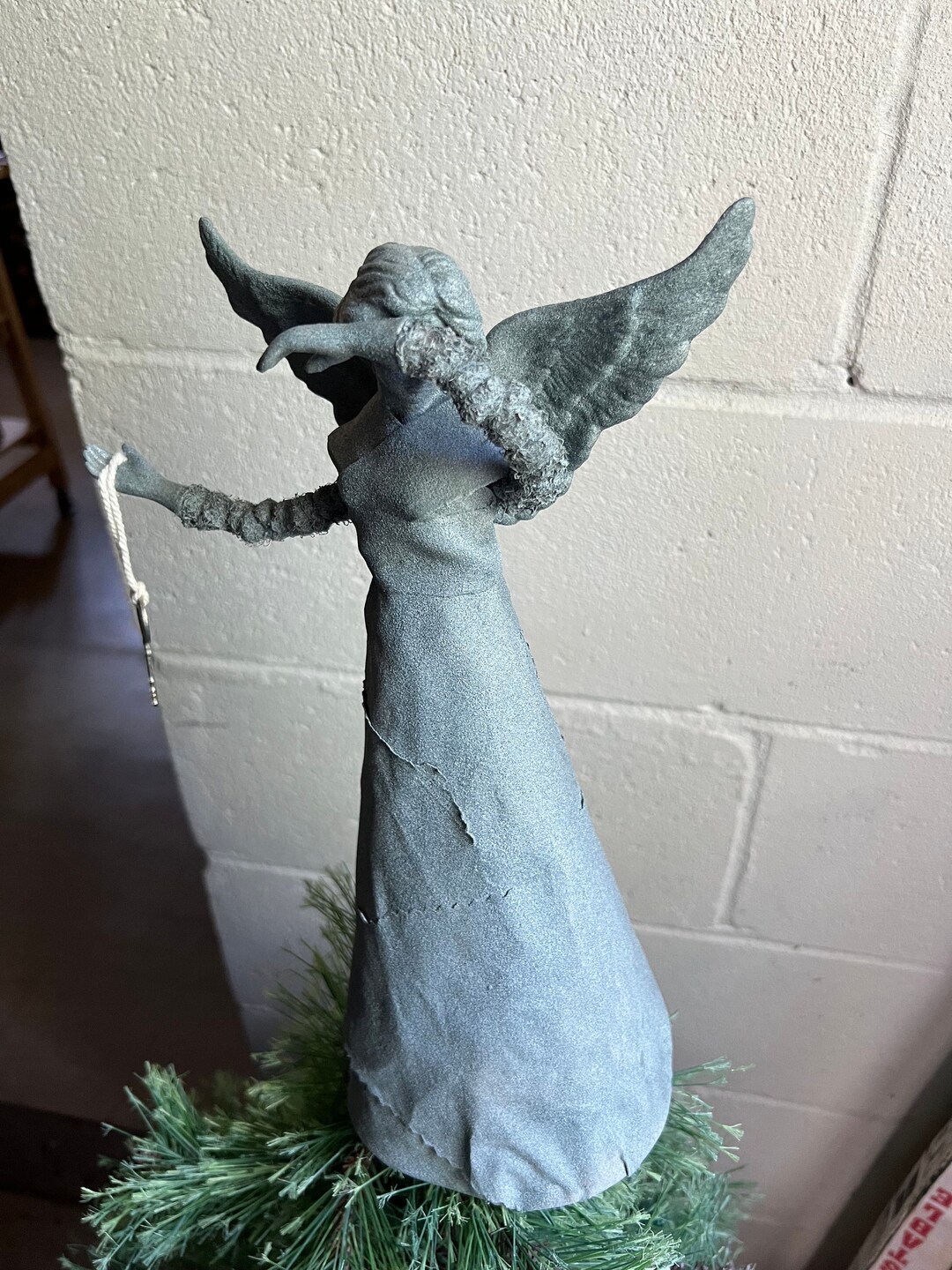 Doctor Who Inspired Weeping Angel Tree Topper Hard Wings Screwed on 12. ...