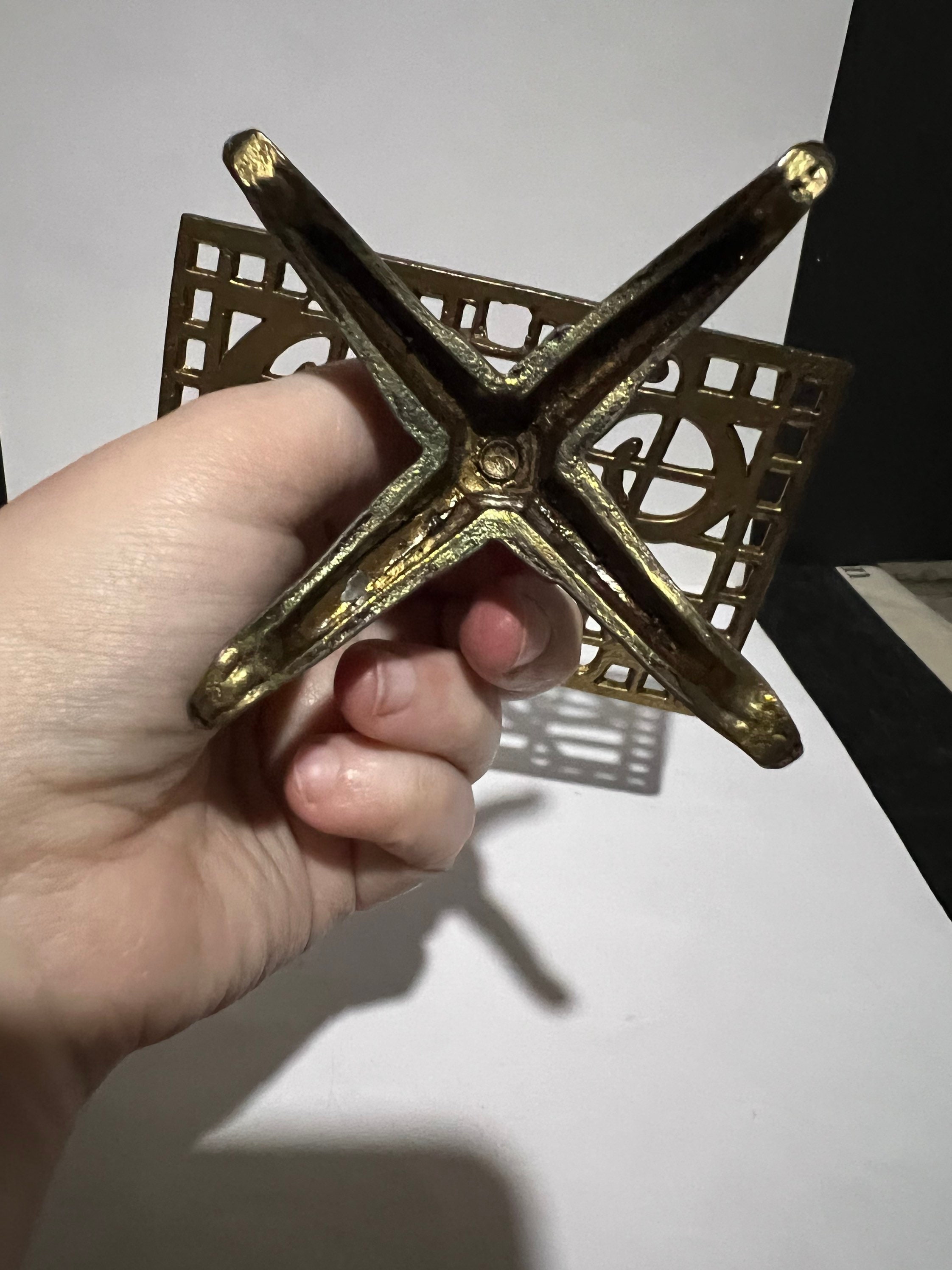 Small Treble Clef Design Gold Tone Metal Music Stand Possibly - Etsy