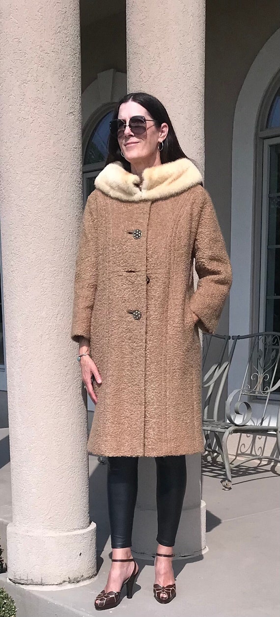 Vintage Modern Beige Tan Wool Boucle Mink Collar Coat… - Gem