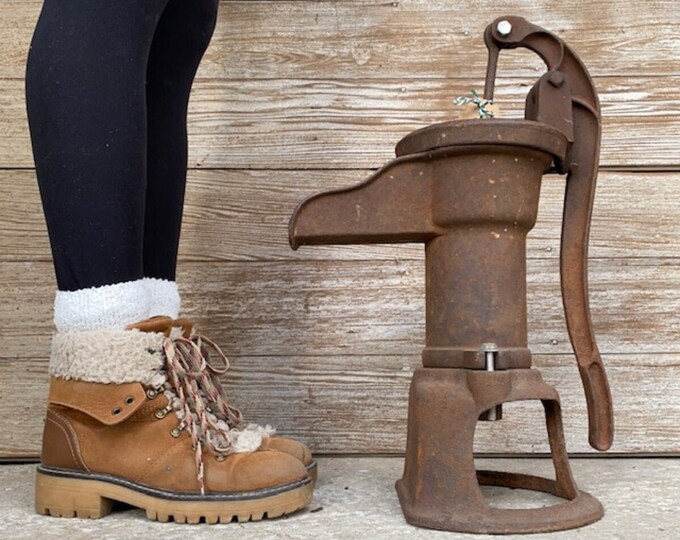 Vintage Hand Pump, Antique Pitcher Pump, Cast Iron Water Pump ...