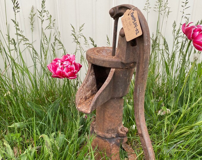 Vintage Hand Pump, Antique Pitcher Pump, Cast Iron Water Pump ...
