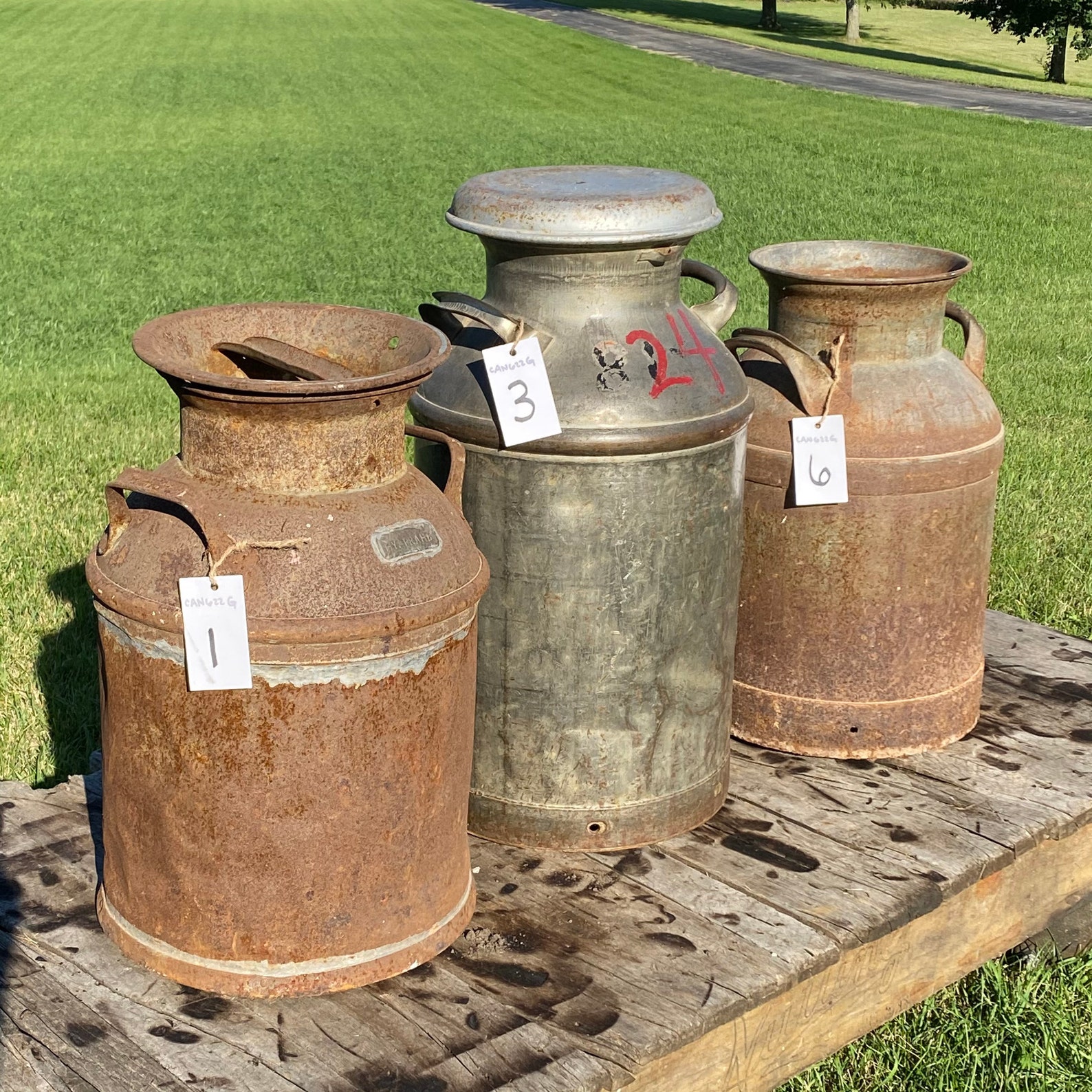 Large Rustic Antique Milk Cans Vintage Milk Jug Rusty Metal - Etsy