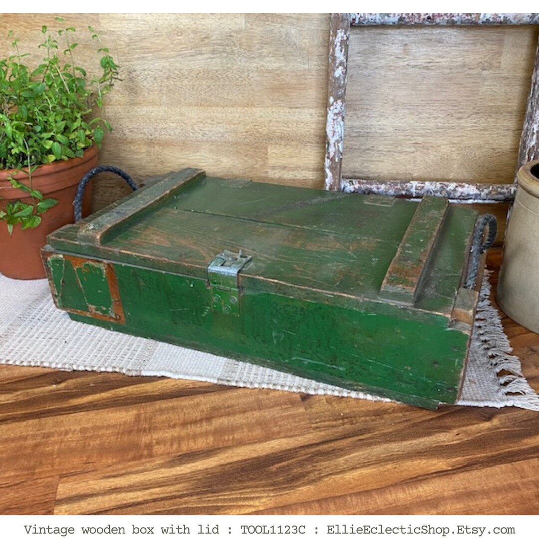 Vintage Wooden Crate Box, Old Wood Storage Box With Lid, Rustic ...