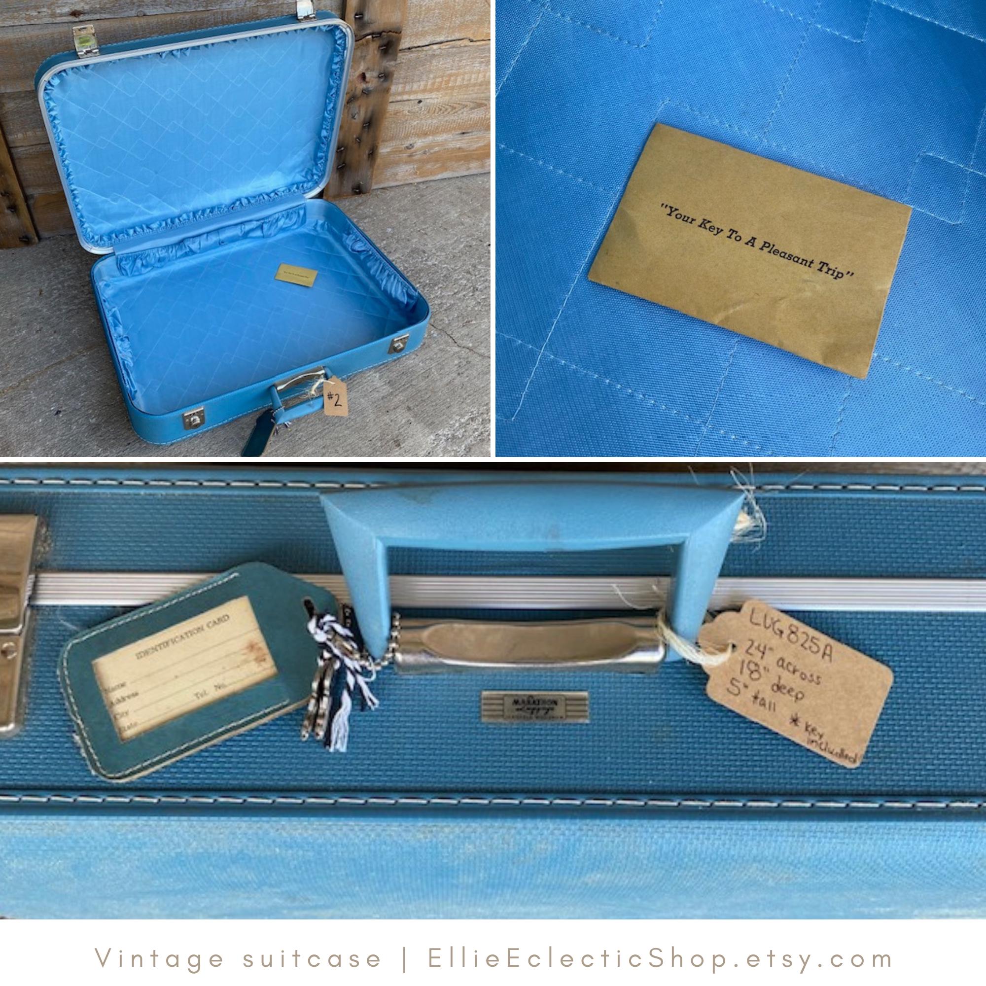Vintage Suitcase Decor | Rustic Wedding Luggage Stack, Farmhouse ...