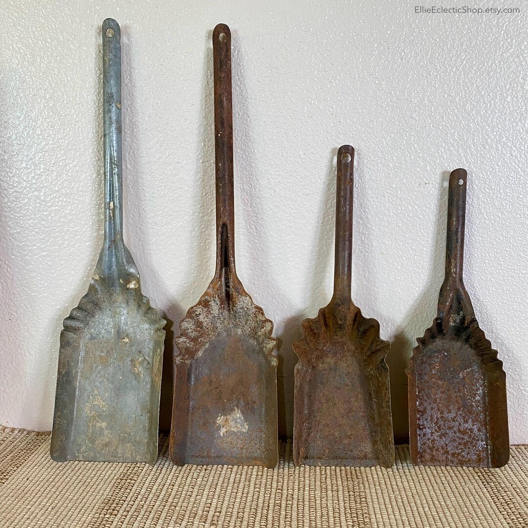 Metal Fireplace Ash Scoop | Vintage Ash Shovel, Small Coal Scoop ...