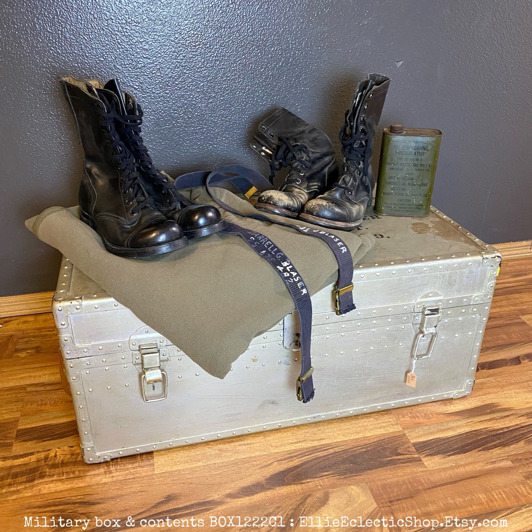 Vintage Military Footlocker Trunk Box US Army Memorabilia Boots Belt ...