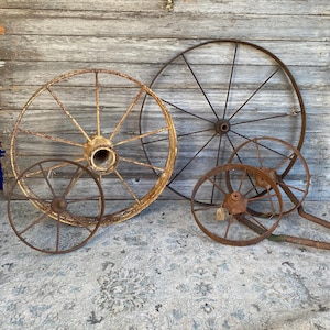 Vintage Metal Garden Wheel: Rustic Farmhouse Salvage Decor - Etsy