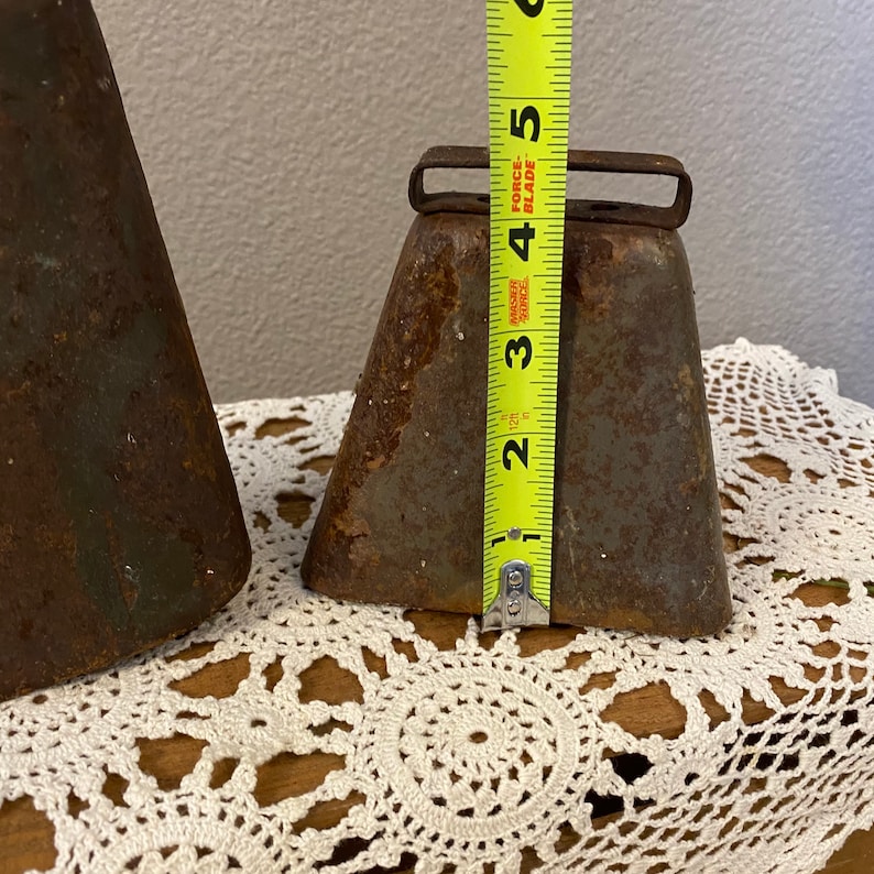 Large Vintage Cow Bells Set of 2 7 and 4.5 Old - Etsy