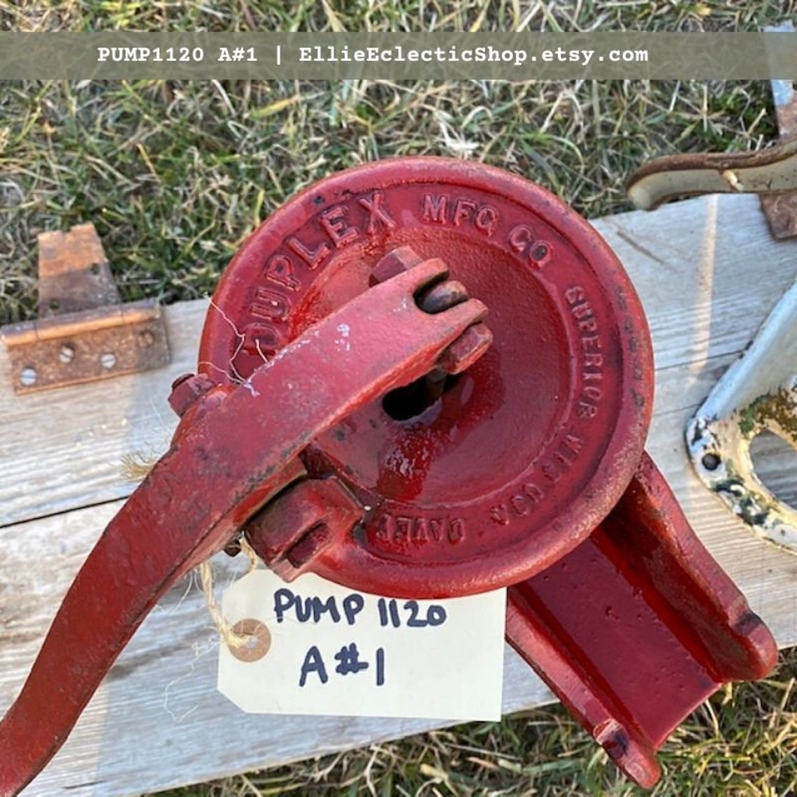 Vintage hand pump Antique pitcher pump Cast iron water pump | Etsy