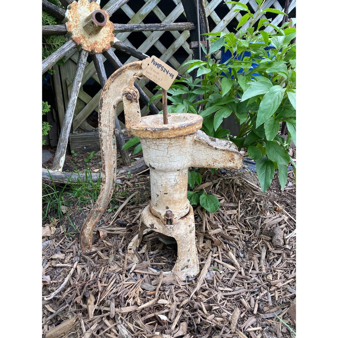 Vintage Hand Pump, Antique Pitcher Pump, Cast Iron Water Pump ...