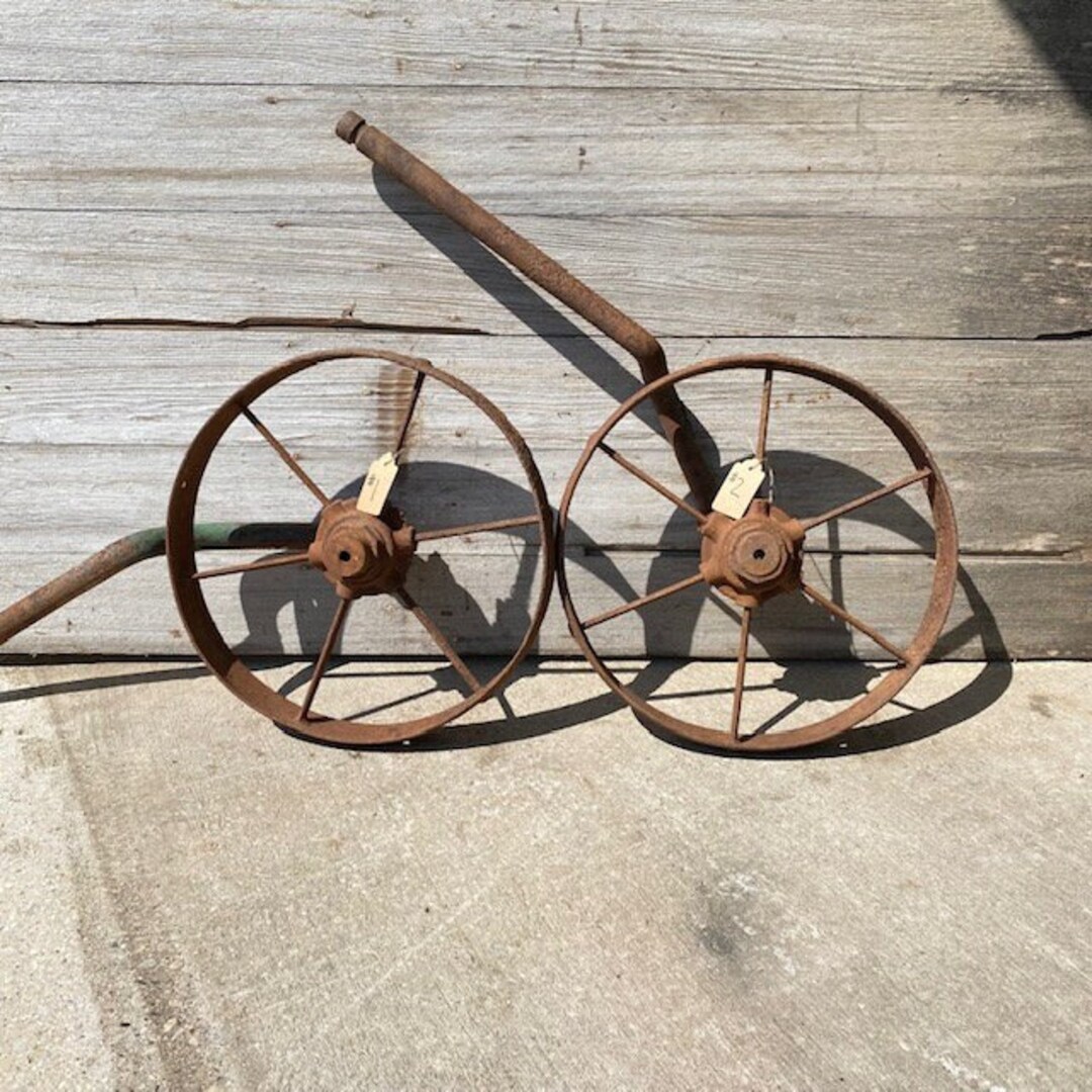 Vintage Metal Wheel 17 Diameter Rustic Farmhouse Home Garden Decor ...