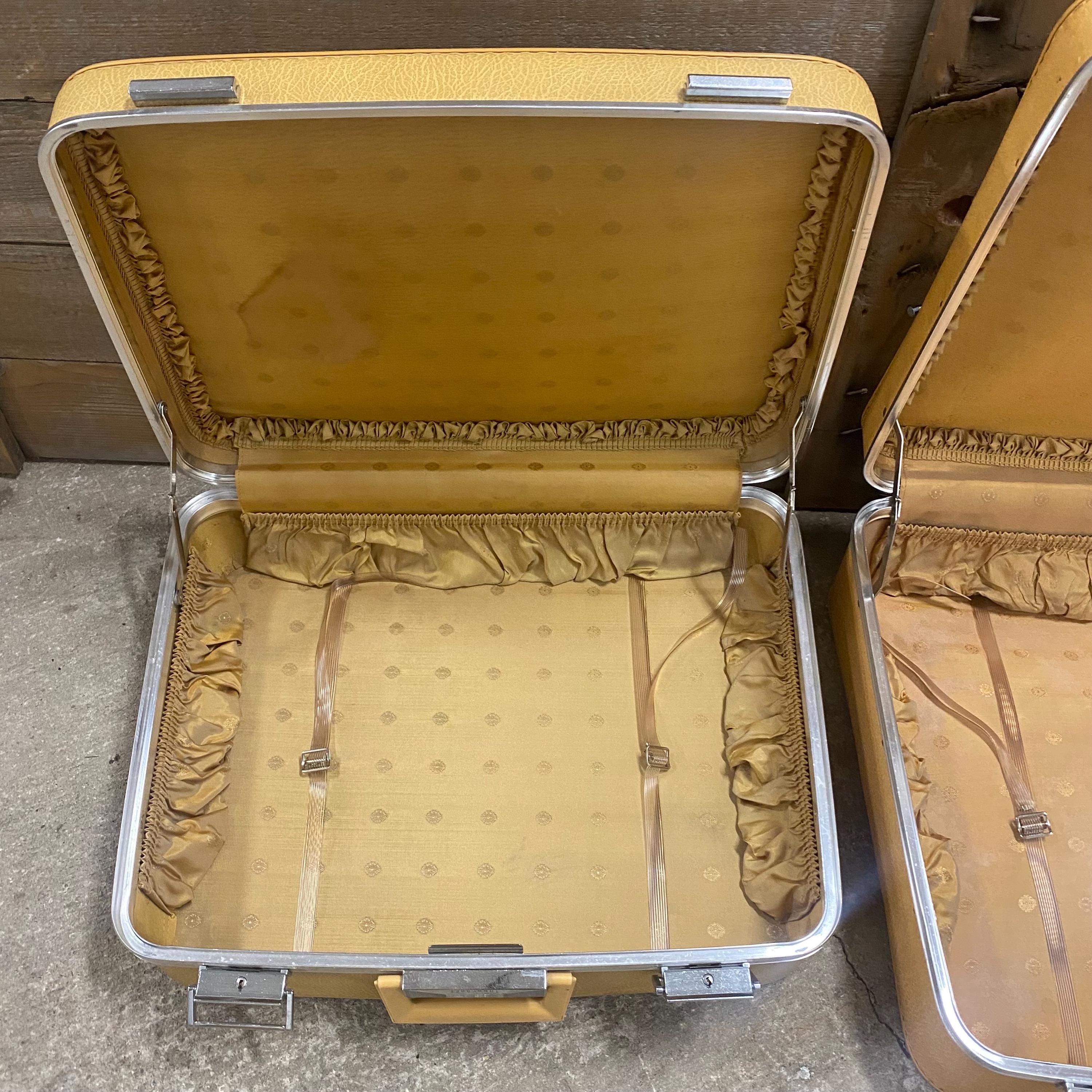 Retro Yellow Towncraft Luggage Set: 3-piece Vintage Travel - Etsy