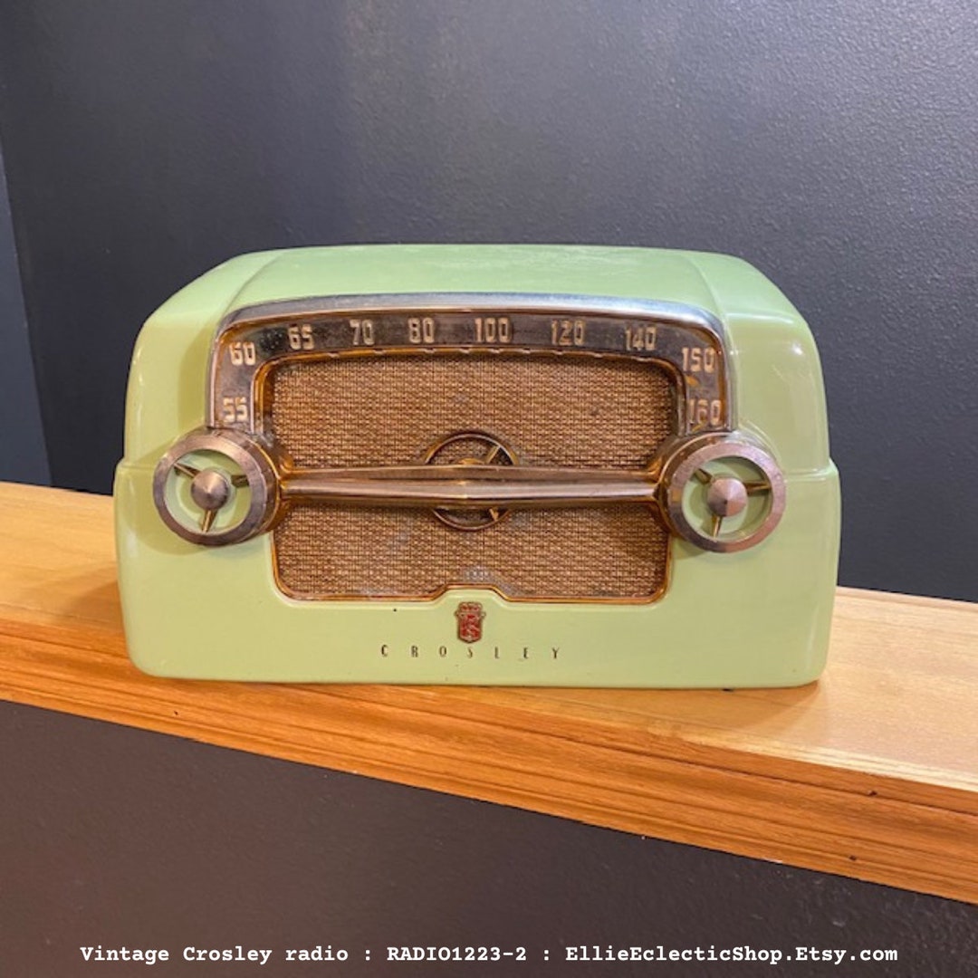 Retro 1950s Crosley Radio Green Tube Radio Model E-15 CF Mid Century ...