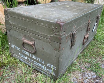 40s vintage World War II military suitcase Military trunk Art ...