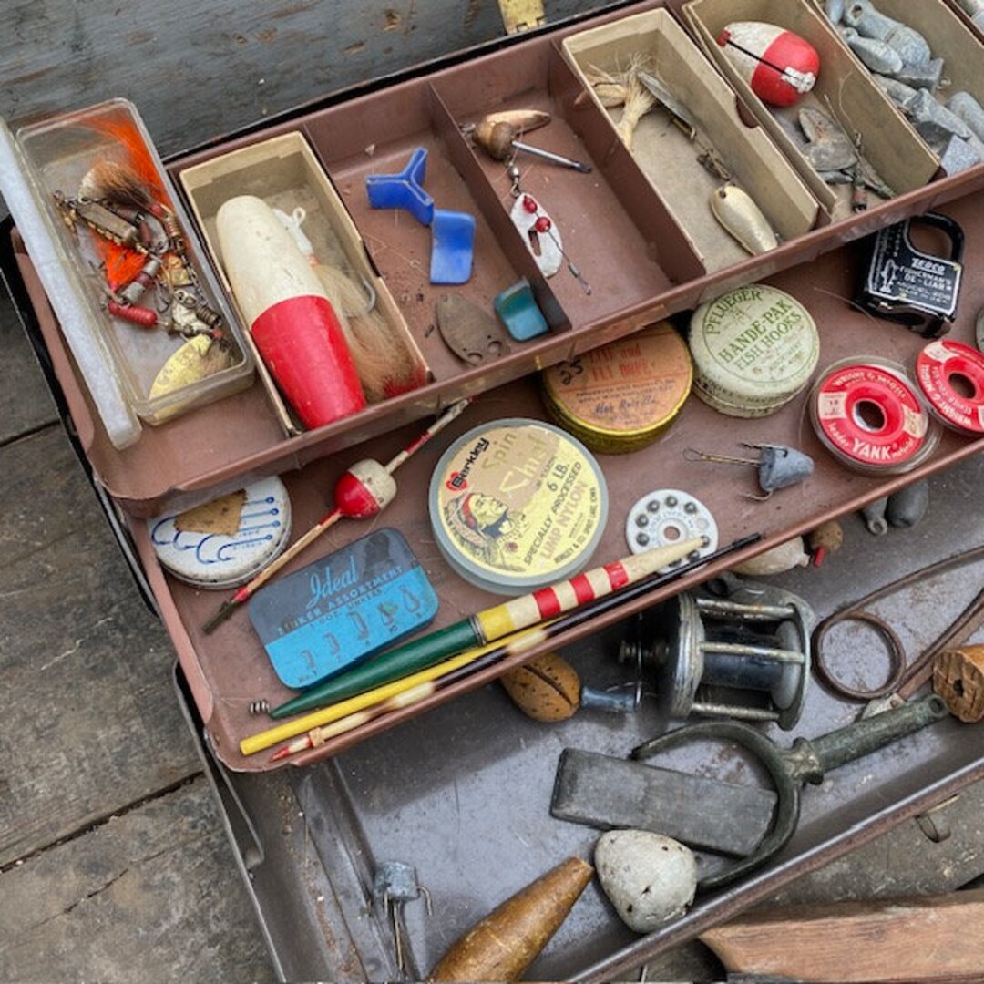 Retro Tackle Box and Fishing Equipment | Vintage Fishing Lures, Angler ...