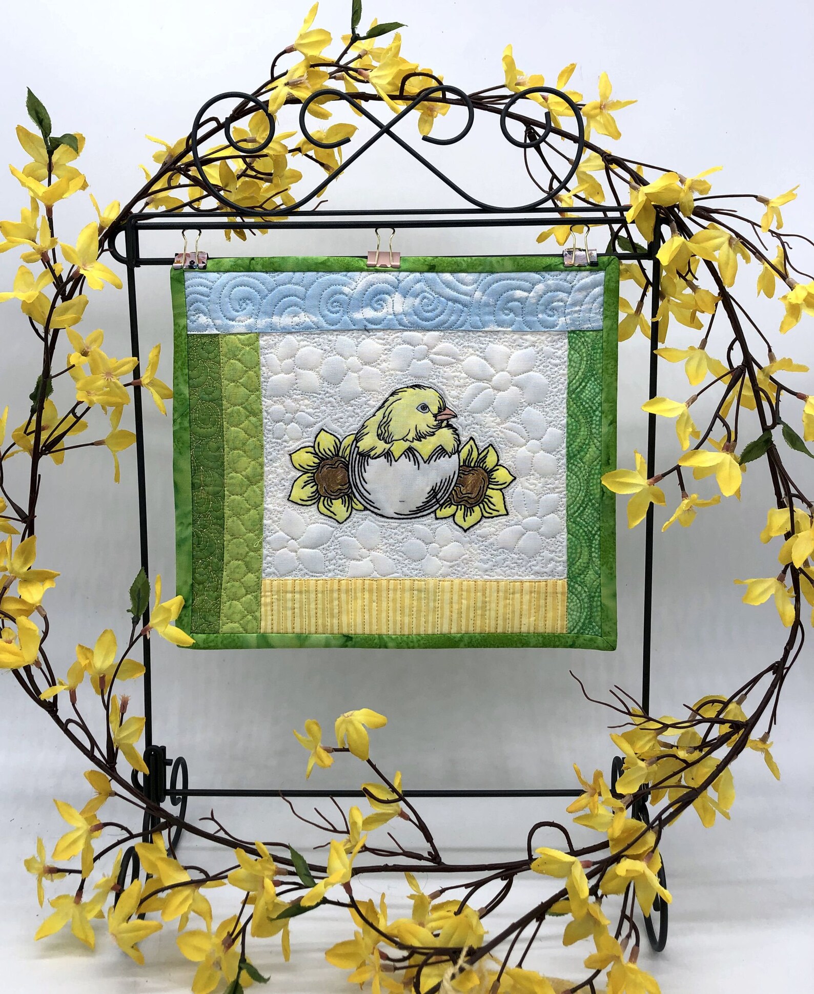 Easter Mini Quilt With Chicken Embroidery - Etsy