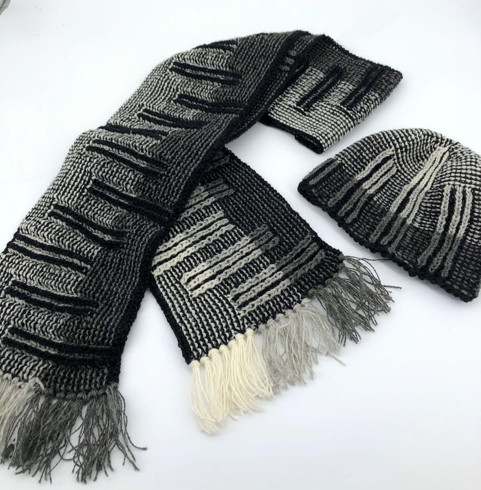 Two-color Wool Brioche Scarf and Matching Hat – Stylish Knitted Gift ...