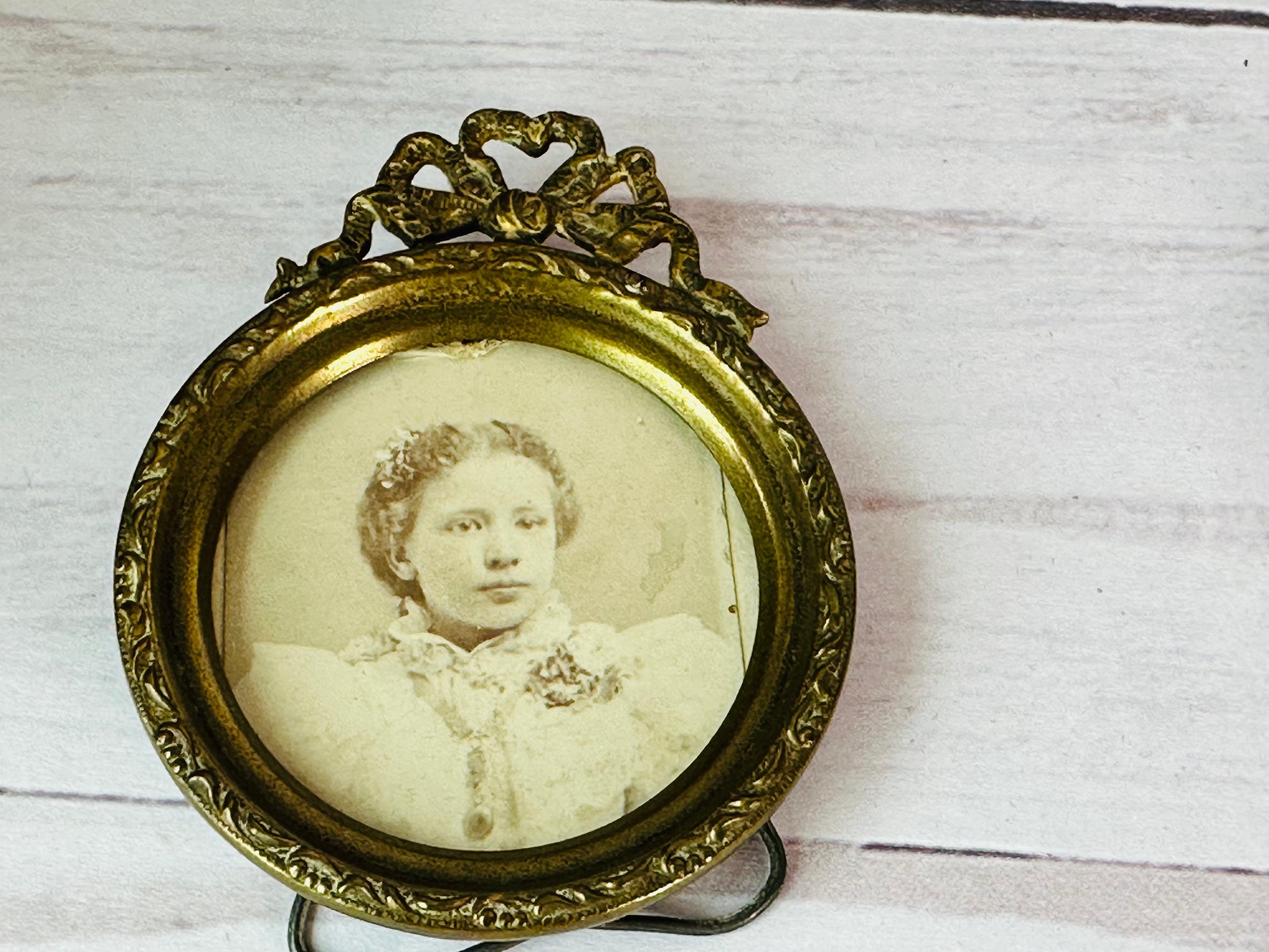 Antique Round Gold Frames