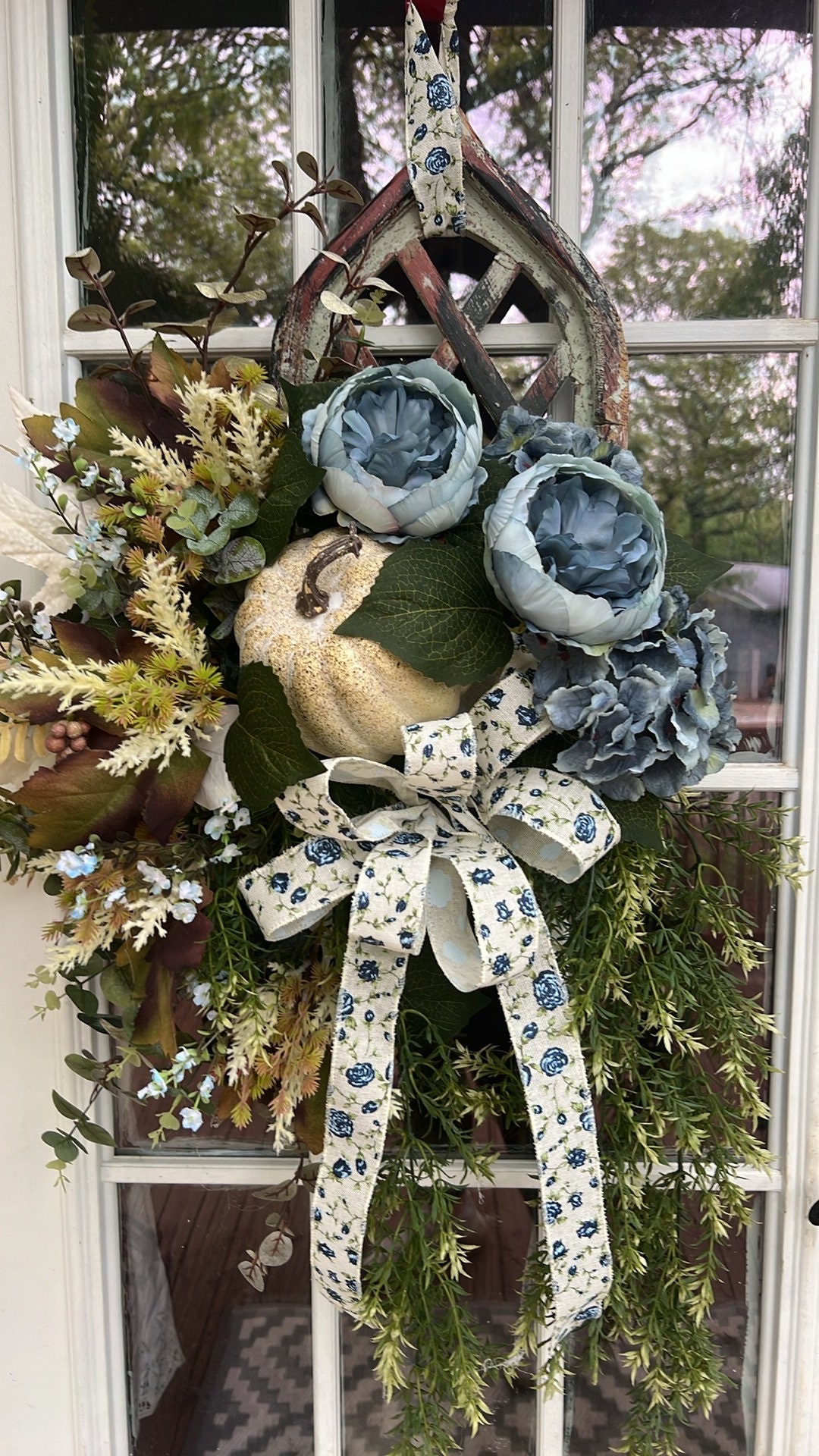Wood Window Arrangement, Wood Window Wreath, Cathedral Window ...