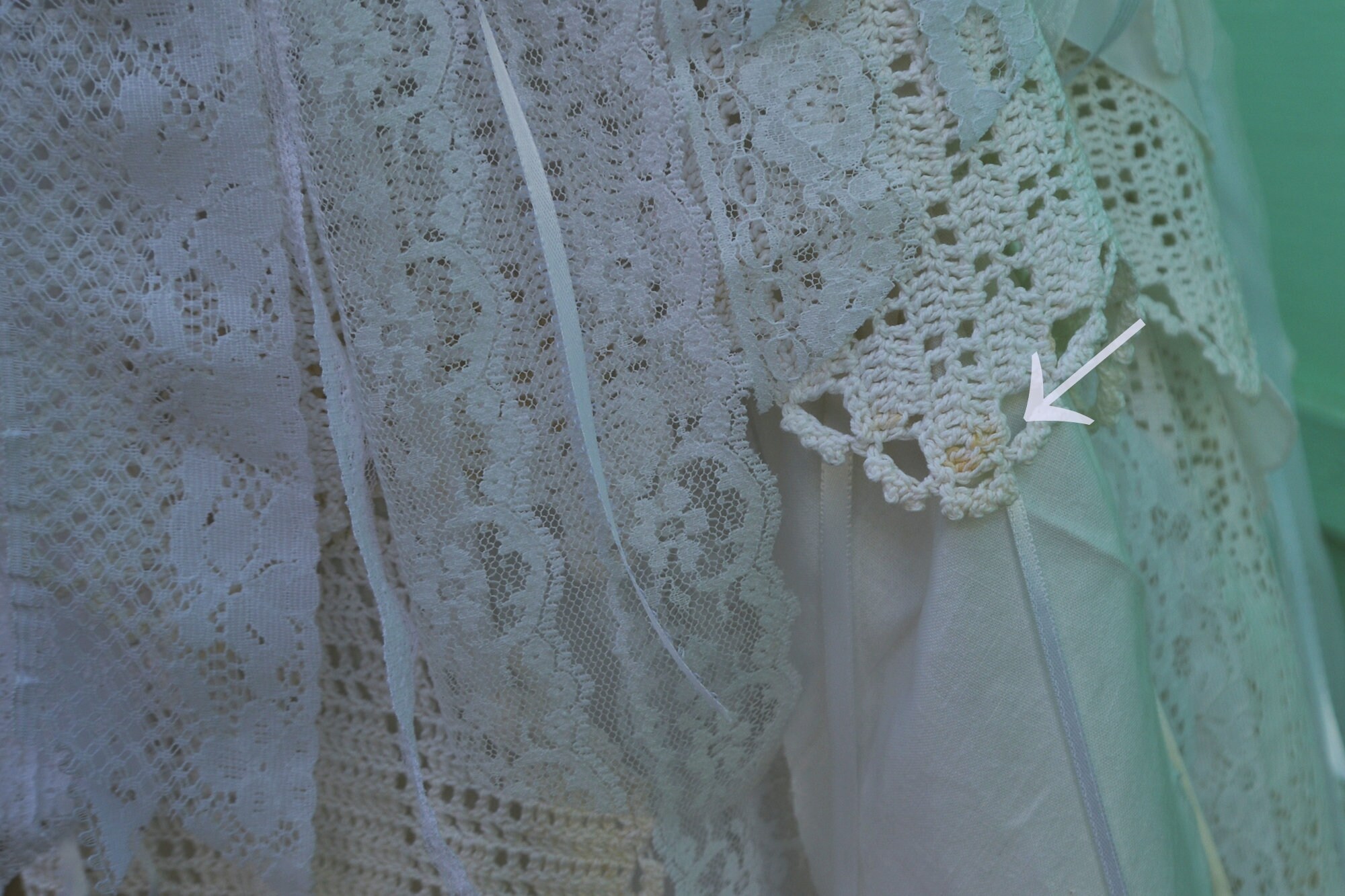 Off White/light Ivory and White Lace, Drawstring, Streamer, Wedding ...