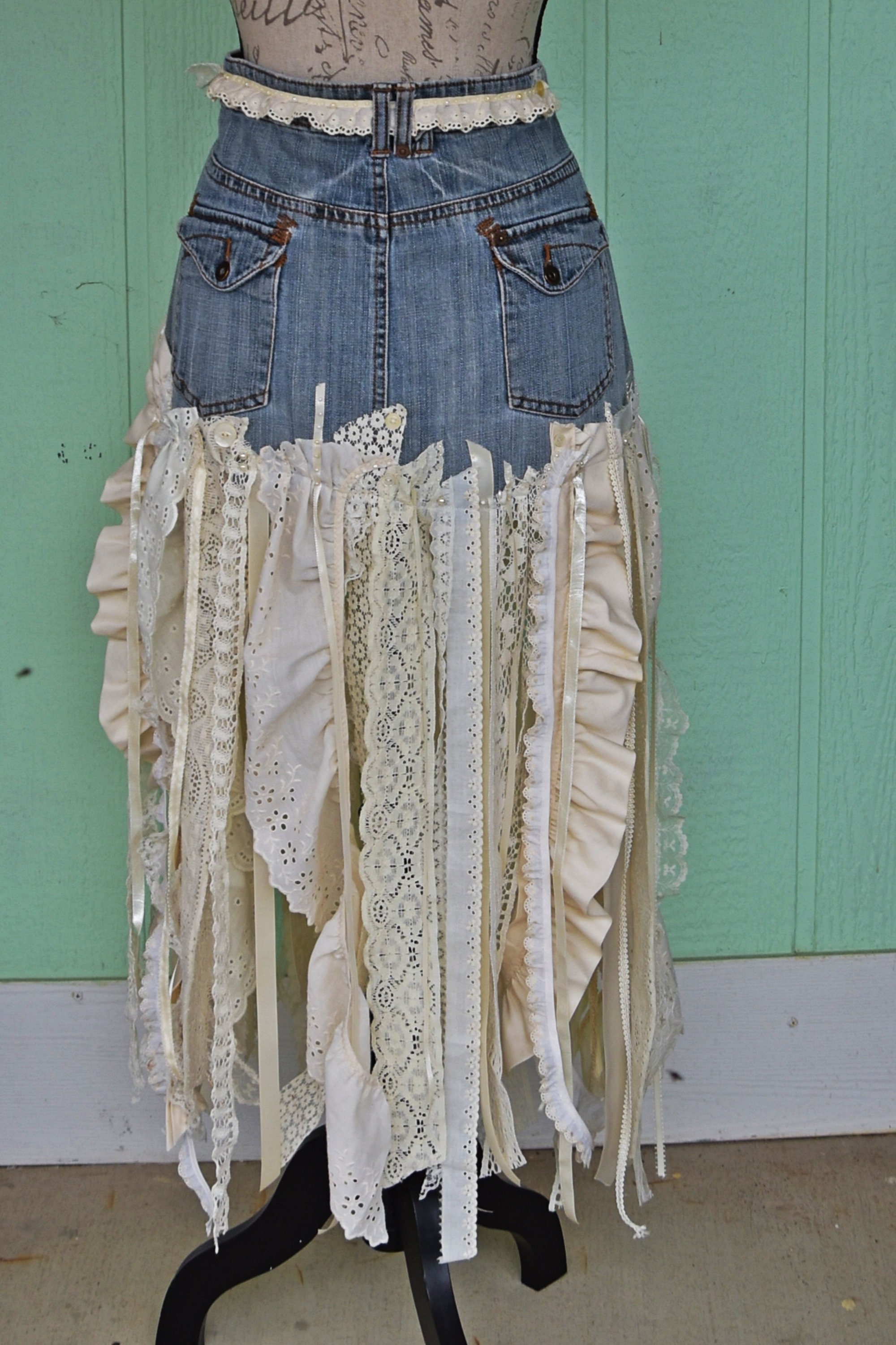 Ready to Cut, off White/cream Lace, Riders Copper Collection, Blue ...