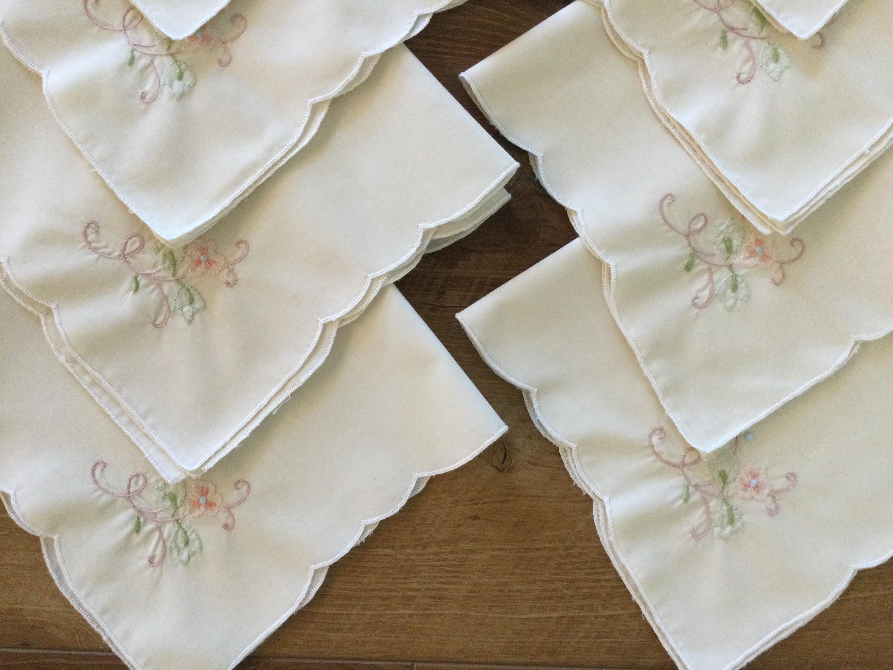 8 Embroidered off White Dinner Napkins - Etsy