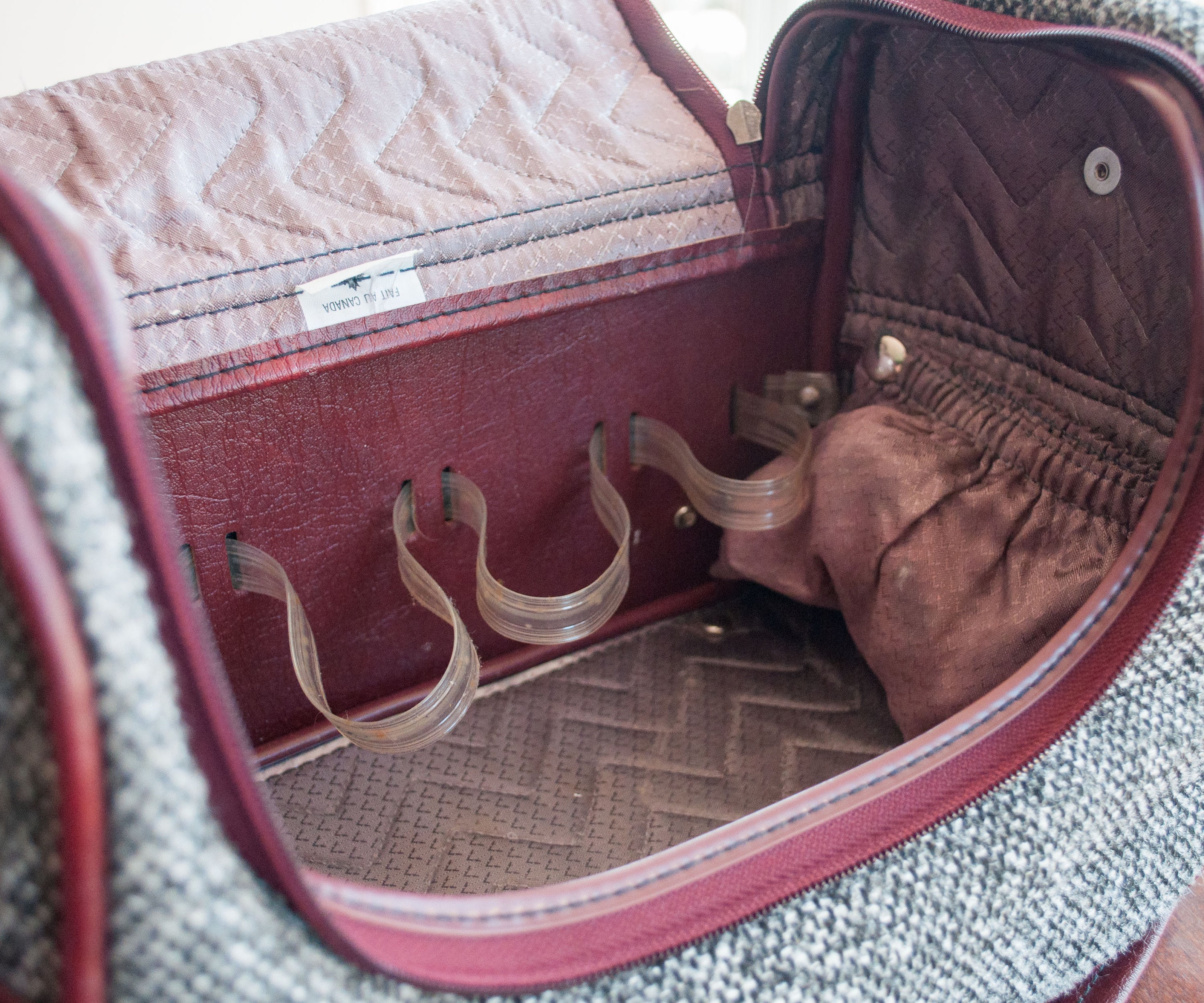 Valise/sac de voyage vintage Dionite gris et rouge trousse - Etsy Canada