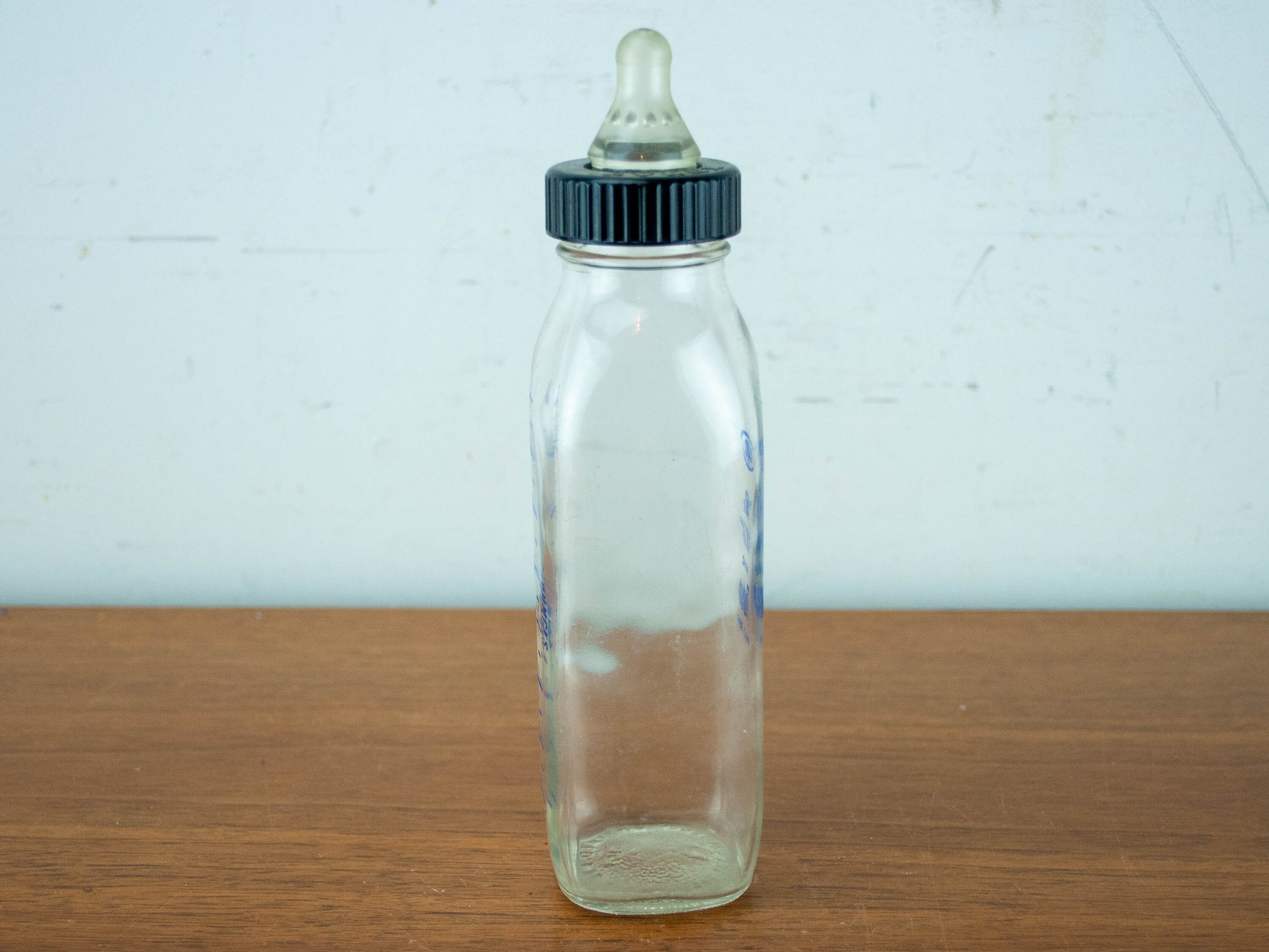 Vintage Pyrex Davol Baby Bottle 8oz | Etsy