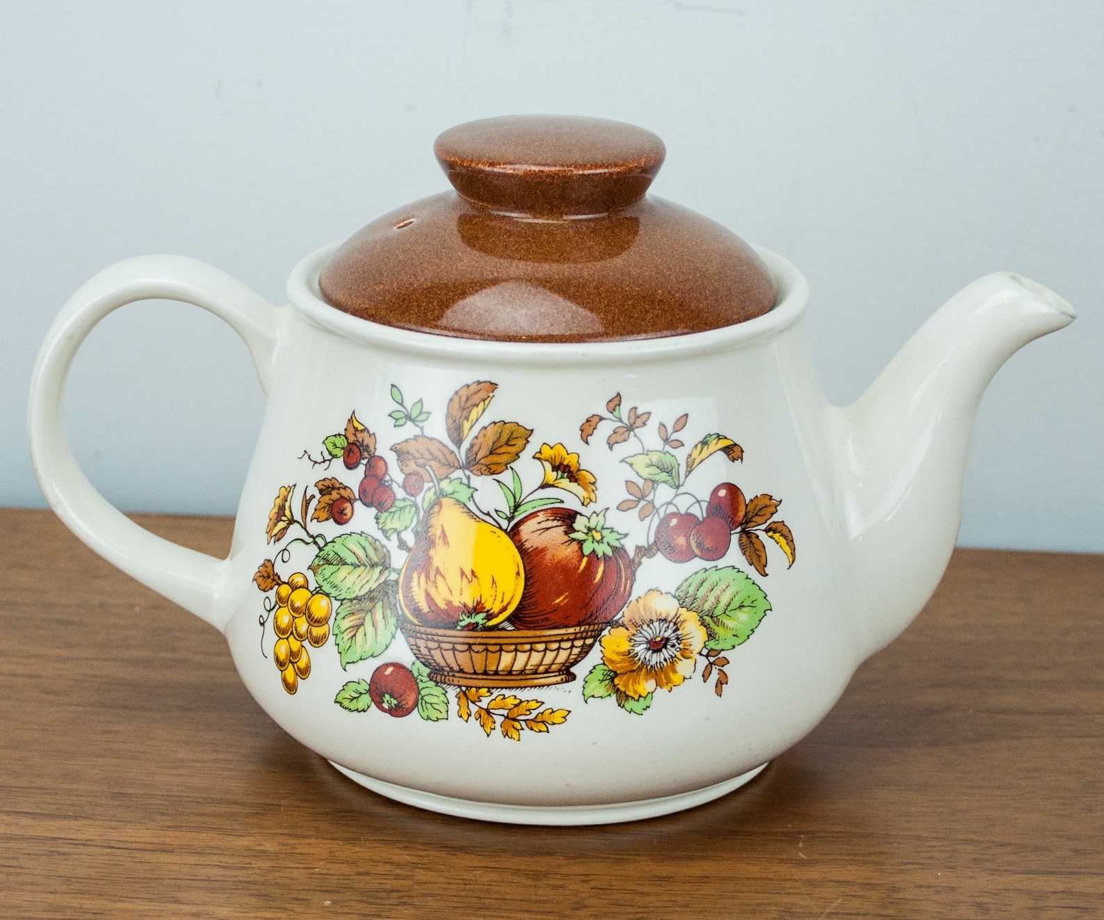 Vintage 1960s Sadler English Teapot Beige With Fruit Pattern - Etsy