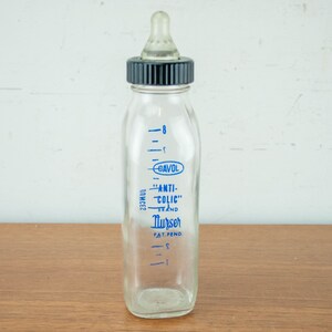 Vintage Pyrex Davol Baby Bottle, 8oz - Etsy