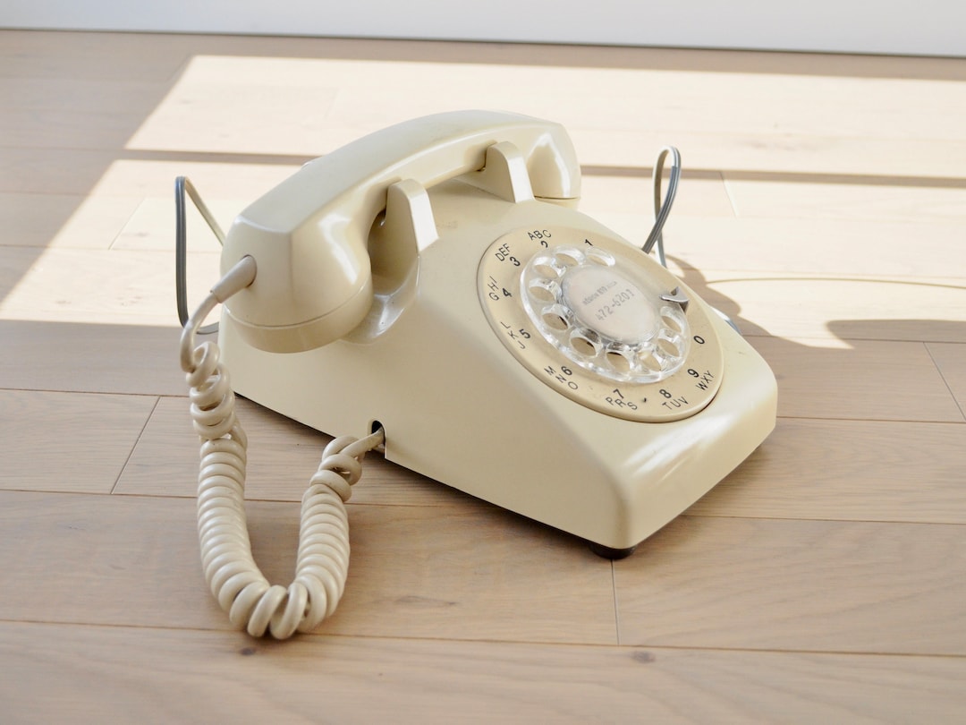 Vintage Beige Rotary Telephone, 1970's Phone - Etsy