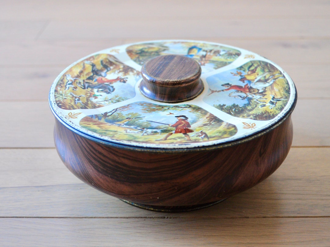 Vintage English Tin With Various Hunting Scenes Tin Box, Made in Great ...