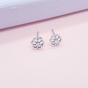 5 Mm Tiny Flower Outline Earrings, Simple and Peaceful, Nickle Free ...