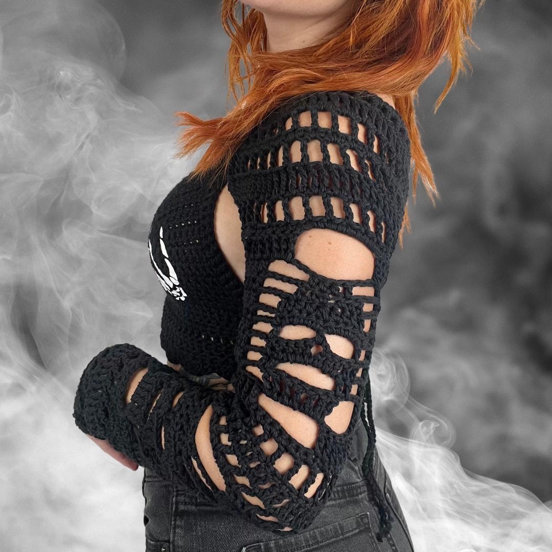 Skull Crochet Sleeves PATTERN || Spooky Halloween Bolero - Etsy