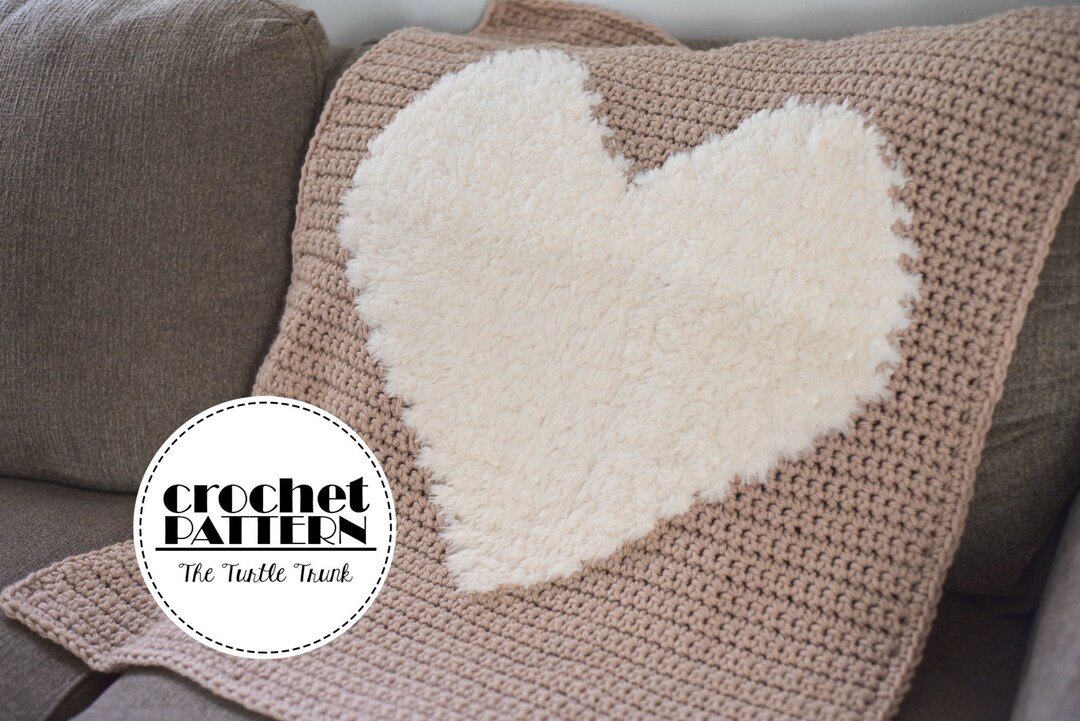 Love to Cuddle Blanket (bulky Version) Crochet Pattern - Crochet Heart ...