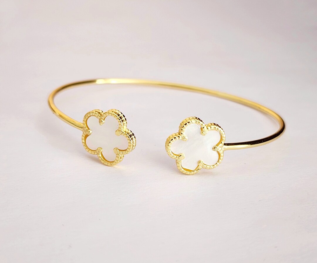 Clover Bangle Bracelet 925 Sterling Silver & Mother of Pearl / Flower Bangle / Layering Bracelet ...