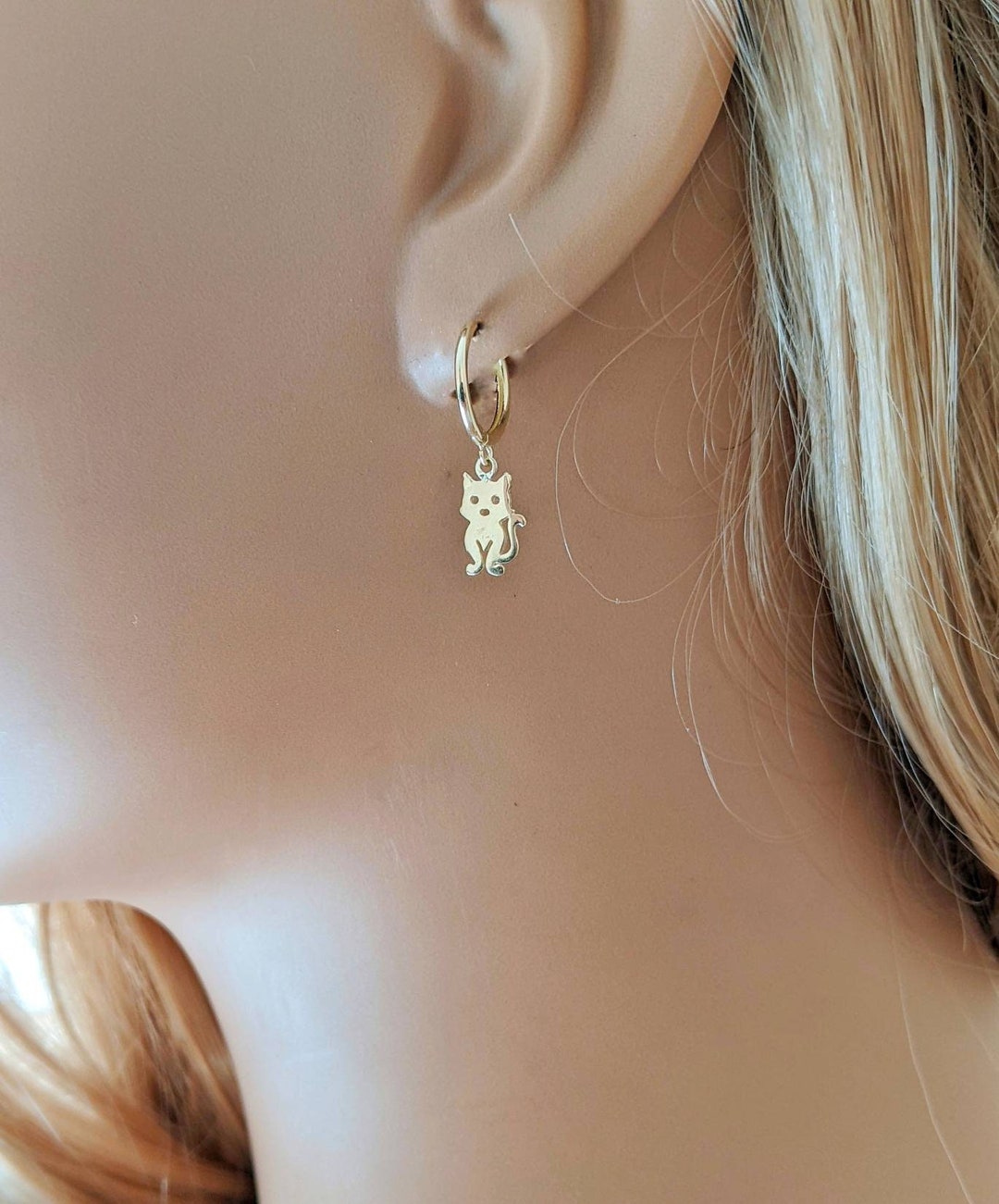 Dangling Cat Hoop Earrings 14k Yellow Gold / Cat Lovers Earrings / NOT ...